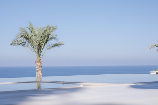 Luxurious 7-bedroom Villa Belle Marianna - Koutouloufari
