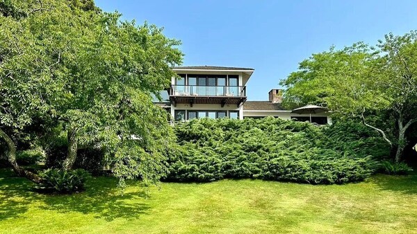 Expansive Beachfront East Hampton Home With Private Beach Path, Perfect For... - East Hampton, NY