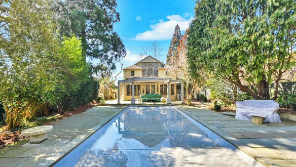 Picturesque Traditional Home Located On A Private Street, Stunning Pool,... - The Hamptons, NY