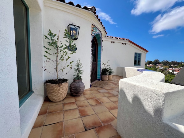 Luxe Spanish Revival - Stellar Bay View - Old Town Park, San Diego