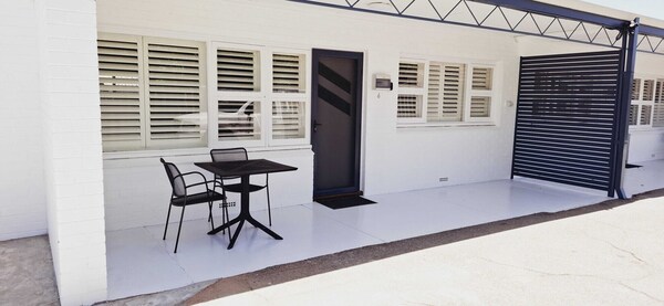 New To Vrbo: Inviting Stay In Rockingham City Centre - Perth
