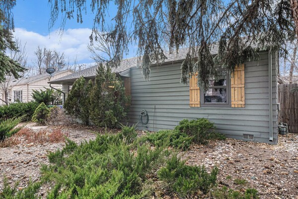 Syd's Place: House With Sauna, Dogs Welcome - Fort Collins, CO
