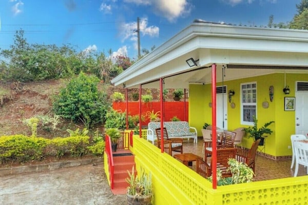 Providence ,Charming 3-bedroom Cottage With Wifi And Ac In Mahaut. - Dominique