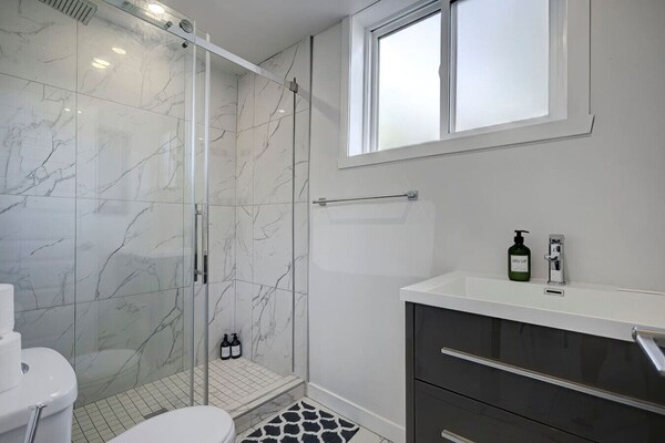 Ndg Grand Stay | Spacious & Elegant - Montreal