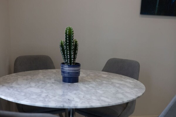 Fantastic & Spacious 3br Near Westmount Dt Mtl - Lasalle