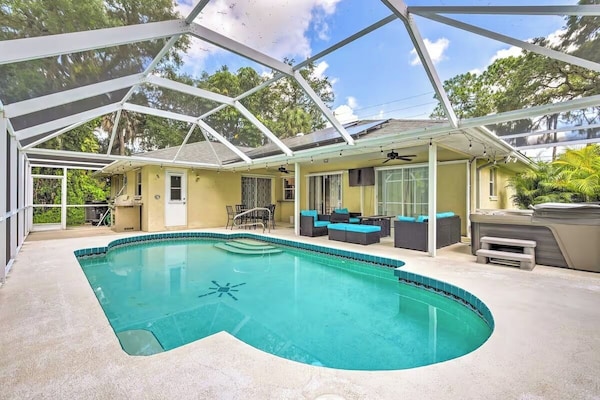 Oasis On Nightingale: Screened Pool & Near Beach - Venice, FL
