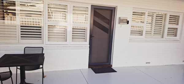 New To Vrbo: Charming Apt Min From Rockingham Beach - Perth