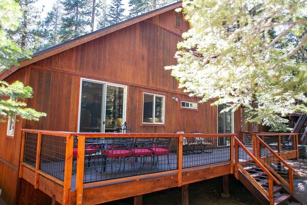 Cozy 3-bedroom/3 -Bath Bungalow In Welcoming Truckee With Heating, Wifi - Truckee, CA