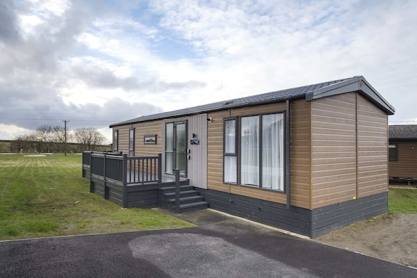 Stylish Lodge With Parking Nr Ilfracombe & Beaches - Hele Bay