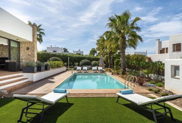 Villa Sol - Luxury Villa In Ibiza - Ibiza