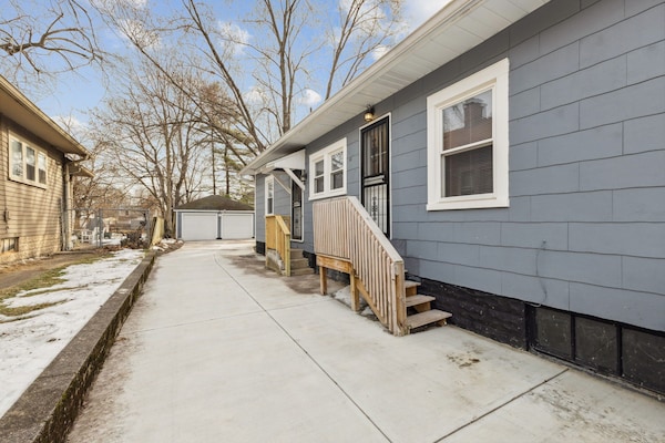 Family-friendly Home: Free Parking, Near Butler - Butler University, Indianapolis