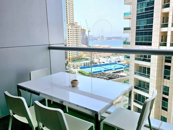 Sunrise Homes - A Modern Apartment  Nearby Beach - Dubai Marina