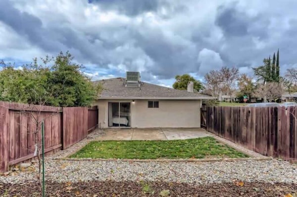 2b/2ba Chic & Modern Gem Near Downtown - Rancho Cordova, CA