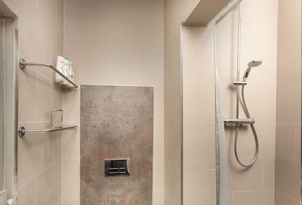 St James Apartment - Central Location - Bath