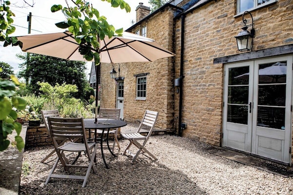 Delightful Cottage Retreat - Bradford on Avon