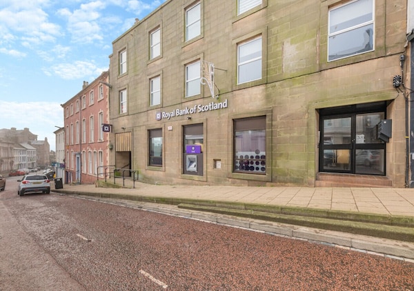 Hide Away - One Bedroom House, Sleeps 2 - Berwick-upon-Tweed