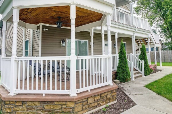 New! Elegant 3br Downtown Condo W/ Free Parking - Fort Wayne, IN