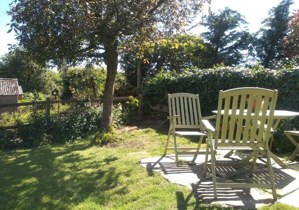 Maryan Cottage - Two Bedroom House, Sleeps 4 - Burnsall