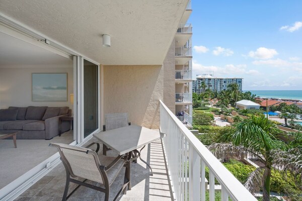 Marco Beach Ocean Resort Beautiful 8th Floor 2 Br Beach Condo Overlooking Gulf - Marco Island, FL