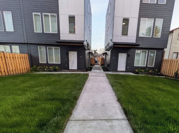 Modern 2-bedroom Apartment With Ac, Wifi In Tacoma - Dash Point State Park, Federal Way