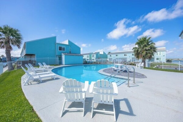 Waterfront Luxury Condo - Rockport, TX