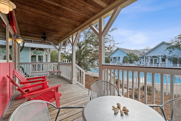 Inlet Beach 30a | Outdoor Pool, 2 Bikes | Peacock Cottage | Beach Getaways - Rosemary Beach, FL