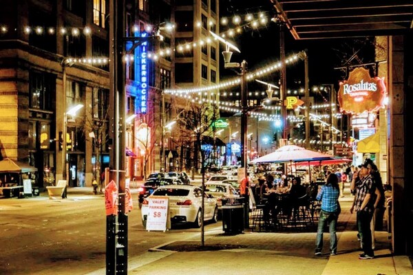 Sleep 8 Dwtn Loft-walk To Convention Ctr & Sights - Gateway Arch National Park