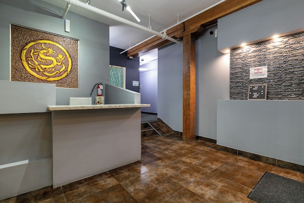 Large Suite In The Heart Of Downtown Montreal - Lasalle