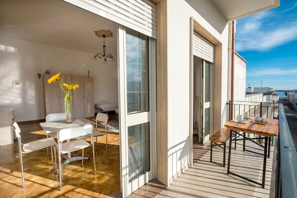 Holiday Home 'Abissi Luxury Room Controvento' With Sea View, Wi-fi And Air Conditioning - Porto Cesareo