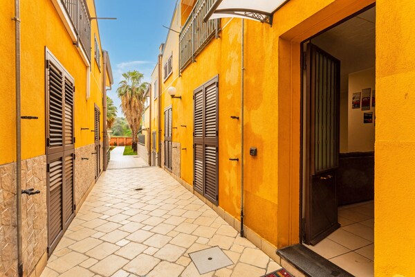 Apartamento 'Le Palme' Con Jardín Compartido, Wi-fi Y Aire Acondicionado - Catania, Italia