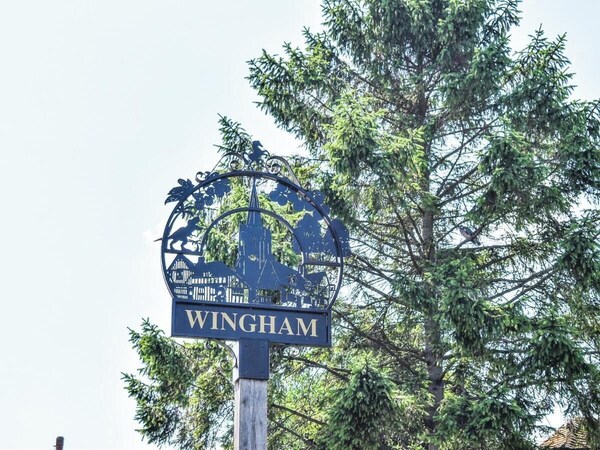 Local Pubs, Walking Routes, Cottage W Parking - Deal