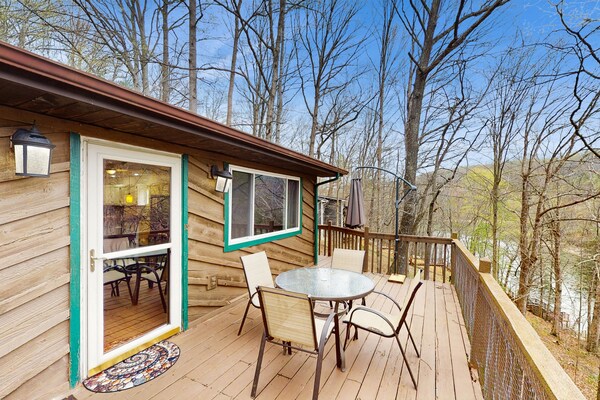Cozy Dog-friendly Lake Duplex With Foosball, Dartboard & Luxe Kitchen - LaFollette, TN