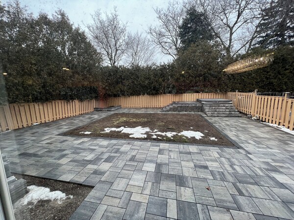 *New Luxury 4 Bdrm Home W Pool Table & Jaccuzi - Vaughan