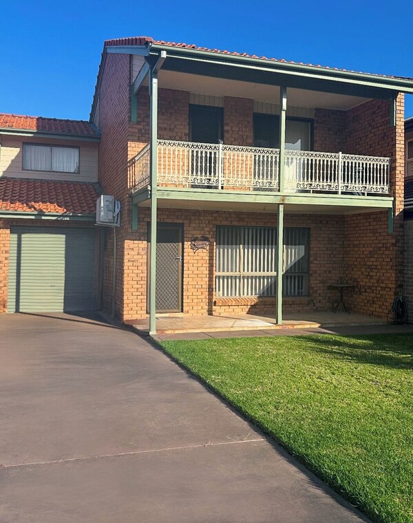 Beach Daze, Silver Sands\nrelax & Enjoy...one Street From Beach - Aldinga