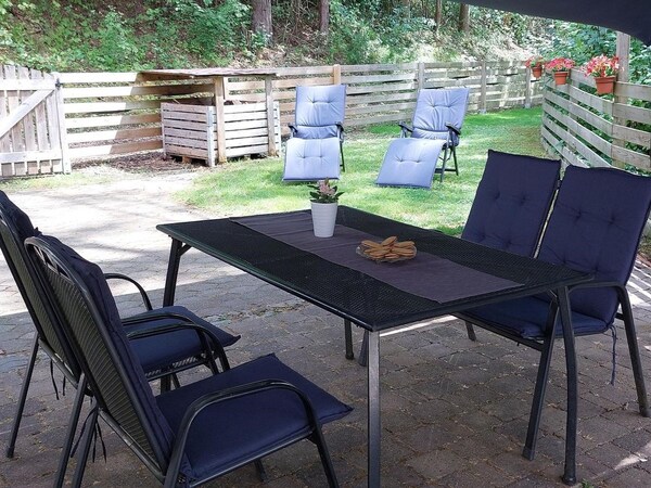 Ferienwohnung, Offenes Apartment Mit Privater Terrasse, Privatem Garten Und Wi-fi - Aulendorf