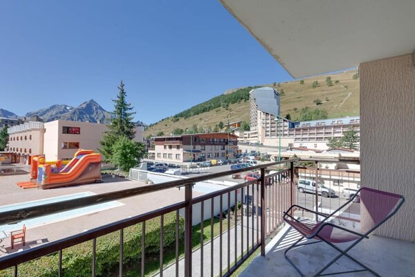 Family Apartment In Northern Alps - Les Deux Alpes