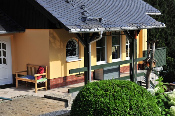 Exclusive Holiday Home "Waldzauber": Enjoy Peace And Nature At The Edge Of The F - Auerbach