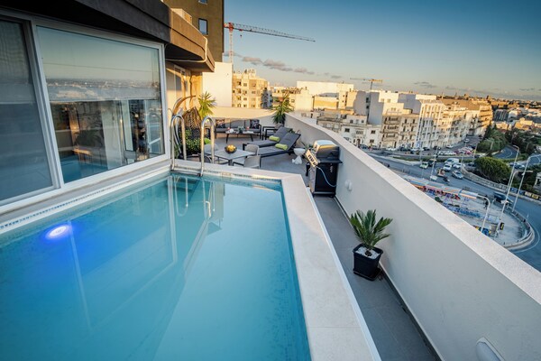 D Pool Top - Malta