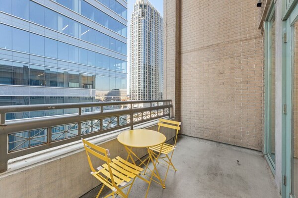 Luxury 2br Apt | Midtown Atl | Balcony - Atlanta, GA