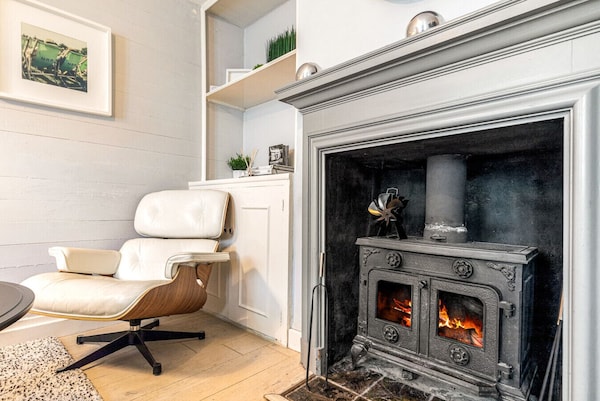 Mills Cottage - Sleeps 4 - Oxfordshire
