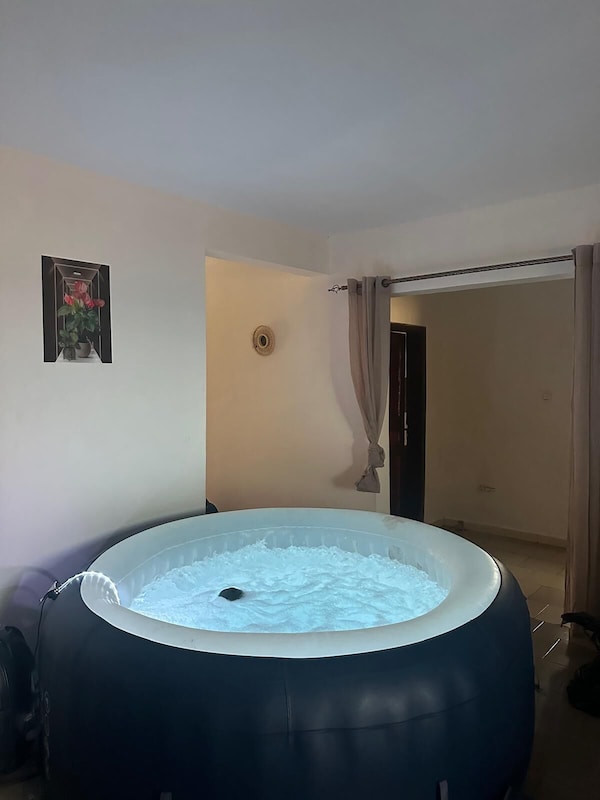 Furnished Apartment Ideal For A Family! Ideal Resting Place. - Conakry