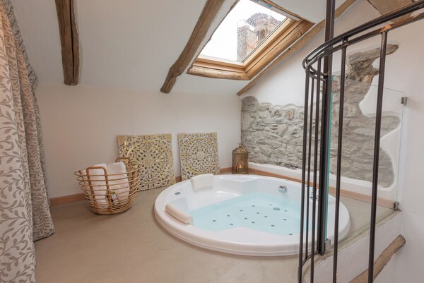 Tiny Loft With Jacuzzi - Menaggio