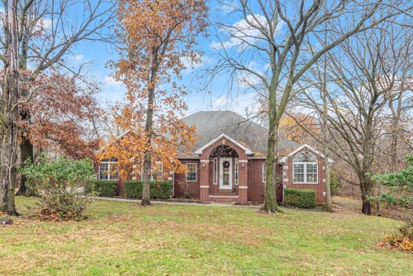 Arkansas Grand Oasis: Heated Indoor Pool, Hot Tub & More! - Bella Vista, AR