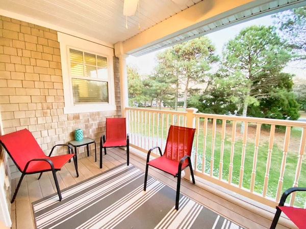 Fireplace, Bikes, Community Pool | Bay Bliss - Cape Charles, VA