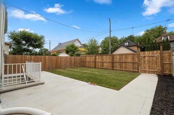 Fully Furnished 2 Bedroom House In Windsor - Windsor