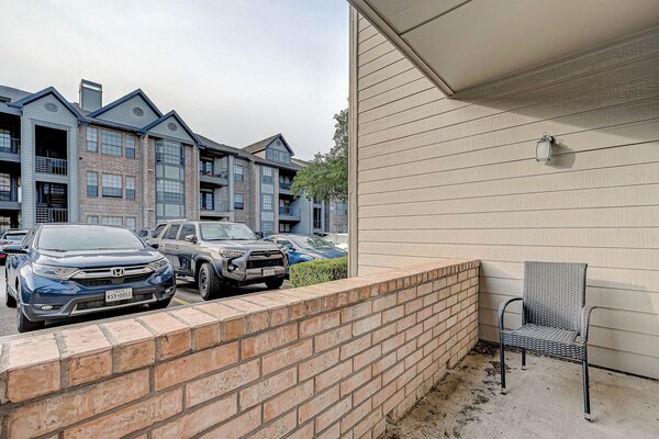 Modern Furnished Apartment In Houston With Parking  And Fast Wi-fi - Missouri City, TX