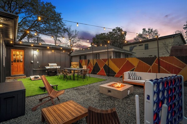 Fun-filled Backyard:firepit-grill-games-good Vibes - Stafford, TX