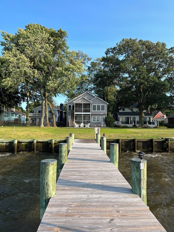 Bay Breeze - Charming 3br Waterfront Home On The Chester River - Queenstown, MD