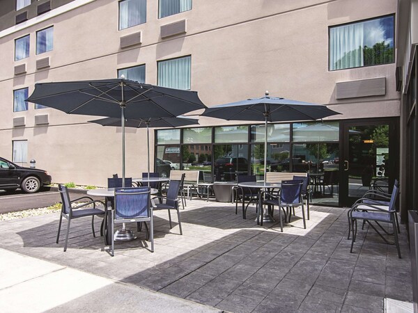 Peaceful Stay | Minutes From Downtown Excitement | Free Parking - Yarmouth, ME