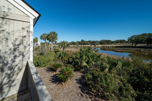 2br/2ba + Loft Cottage! Close To Beach! Golf Course Views! Amenity Cards Available! - Kiawah Island, SC